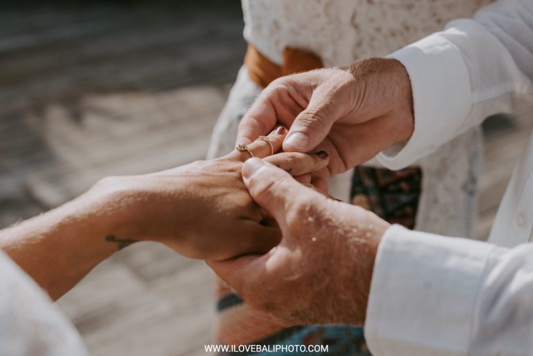 Emma & Karl - Bali Wedding - The Palm Nusa Ceningan Bali - I Love Bali ...